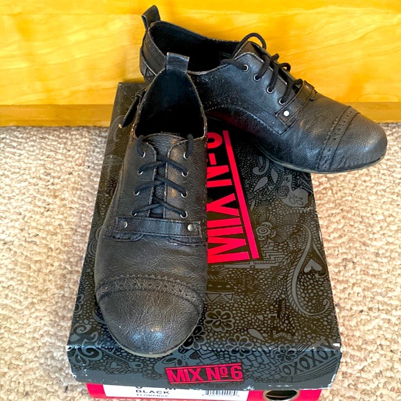 Mix No. 6 | Shoes | Distressed Black Shoe | Poshmark
